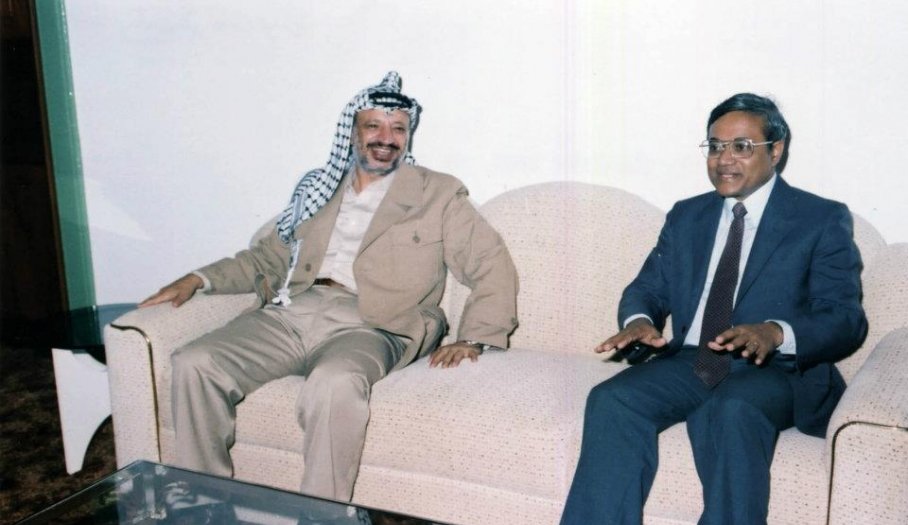 Maumoon Applauds Maldives’ Role in Global Effort to Break Gaza Siege ...