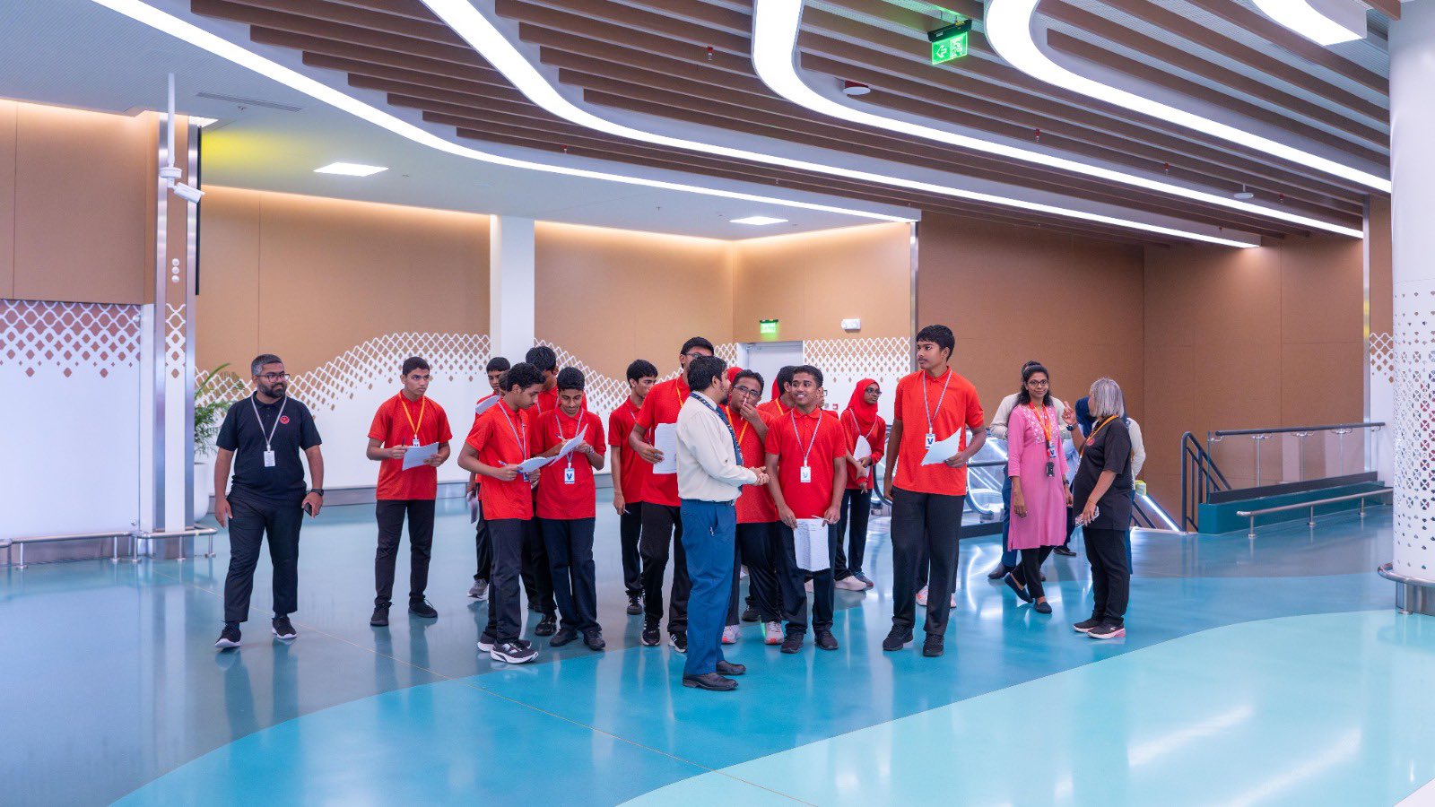 Iskandar School Students Visit Velana Airport’s New Terminal - The ...