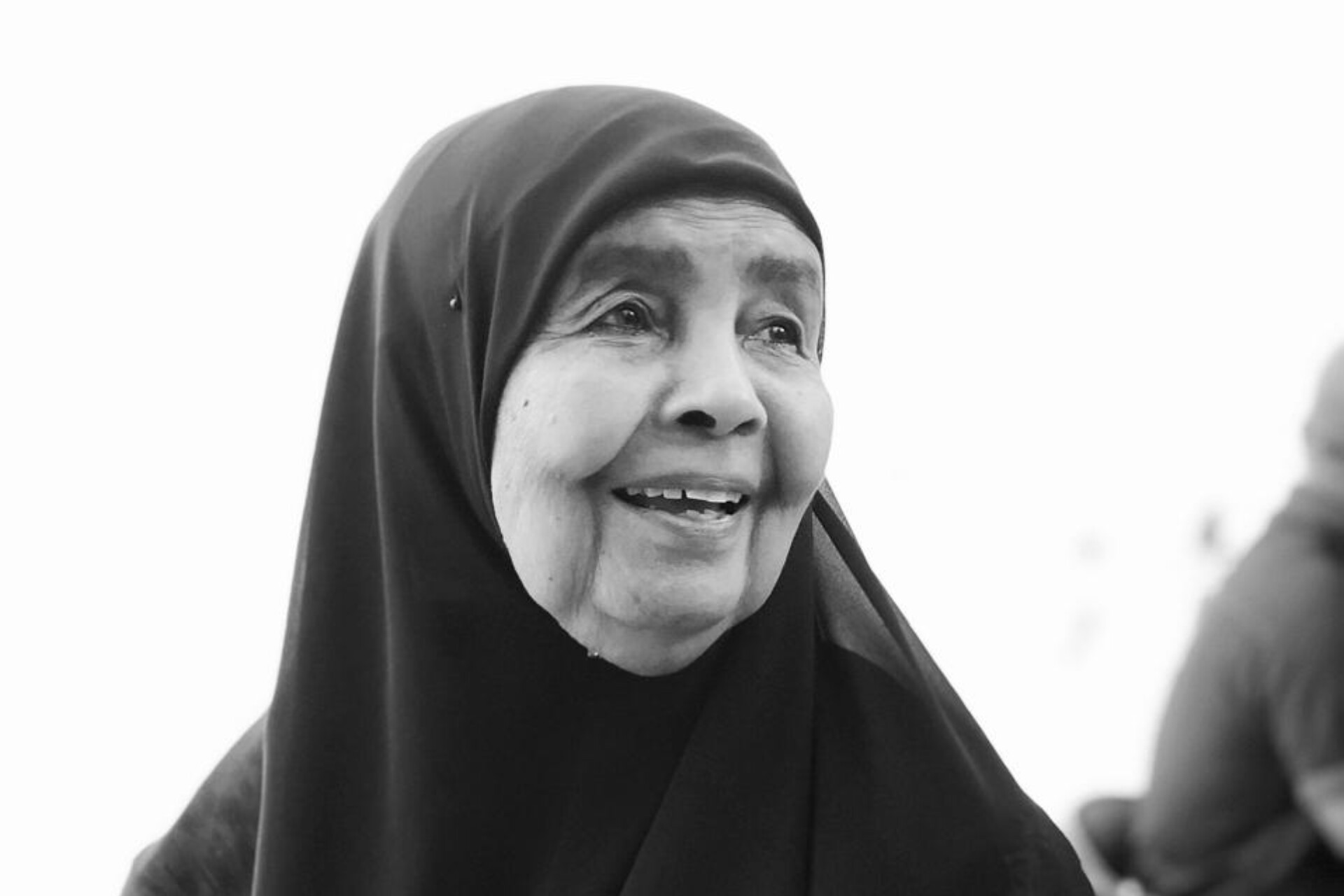 President Muizzu mourns passing of Shareefa Mohamed, mother of Minister ...